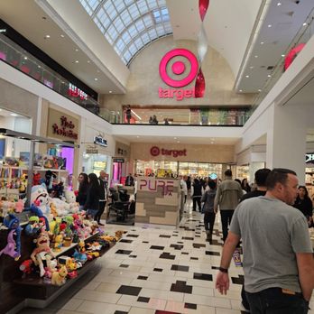 TARGET - Updated June 2025 - 378 Photos & 467 Reviews - 2195 Glendale ...