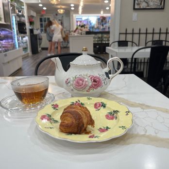 CHEZ ALICE - Updated November 2024 - 99 Photos & 54 Reviews - 15 Bridge ...