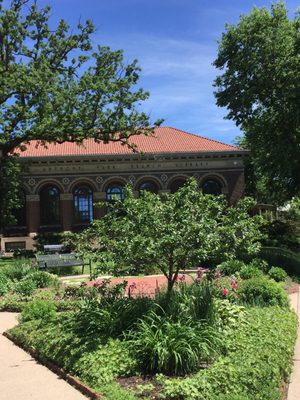 SAINT ANTHONY PARK LIBRARY - Updated November 2025 - 21 Photos & 12 ...