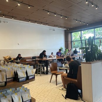 SHORTWAVE COFFEE - Updated September 2024 - 138 Photos & 70 Reviews ...