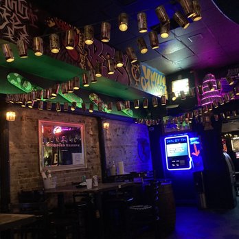 RESERVOIR BAR - Updated January 2026 - 35 Photos & 53 Reviews - 1518 E ...