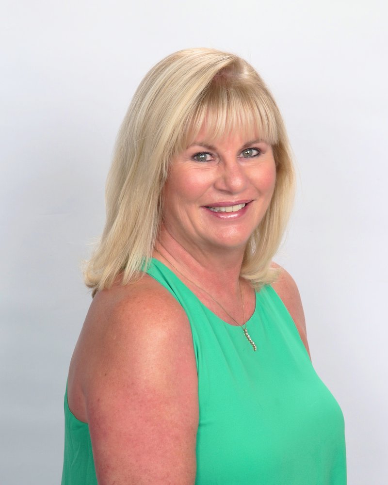 SKIN & BODY CARE BY LISA VOLK - Updated December 2024 - 2300 N Commerce ...