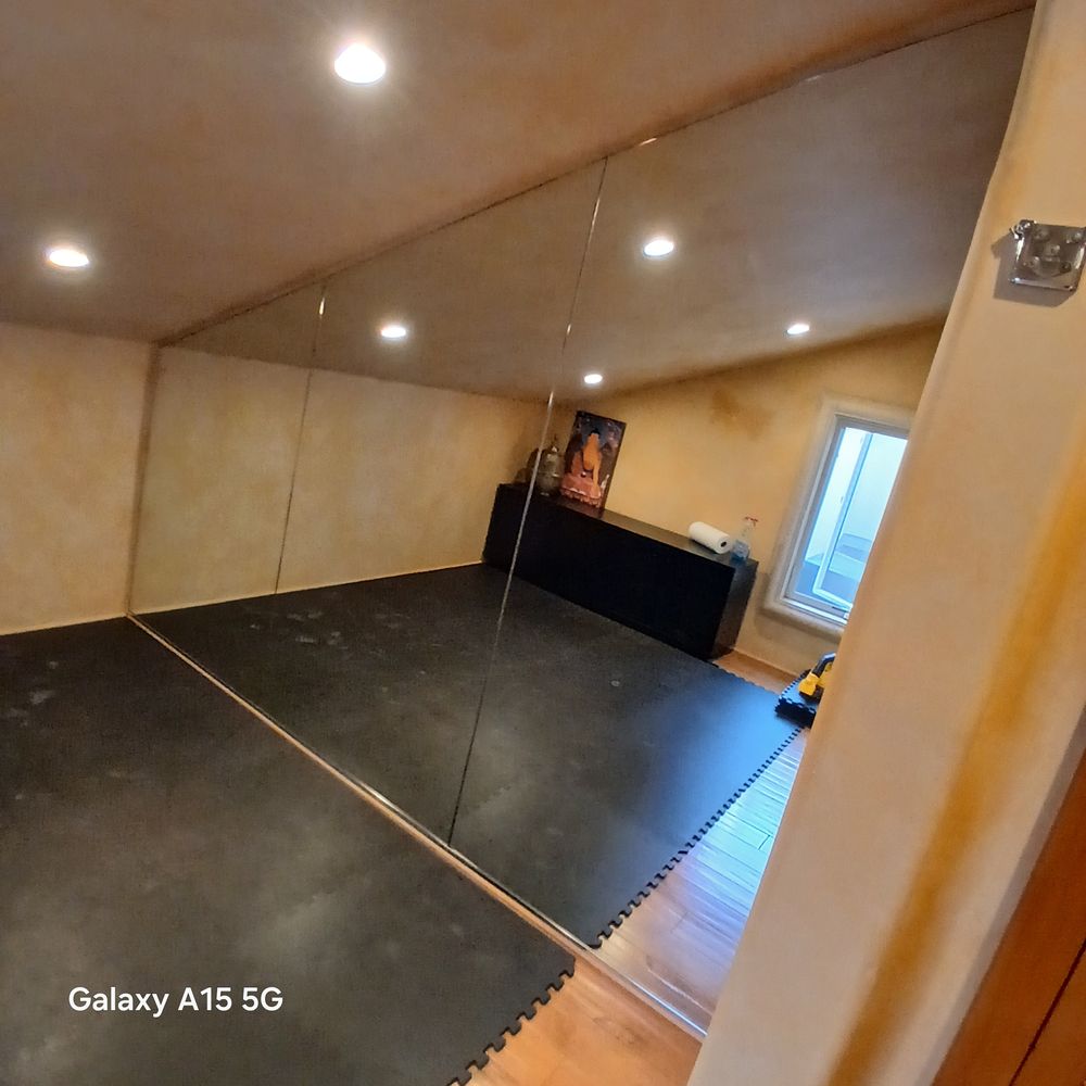 MAXIMO GLASS - Updated July 2025 - Mountain View, California - Glass ...