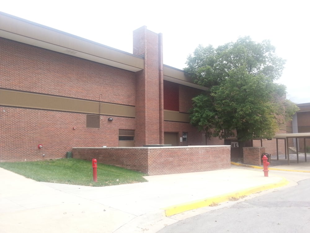 TRAILRIDGE MIDDLE SCHOOL - Updated December 2024 - 7500 Quivira Rd ...