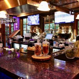 BOBBY Q - Updated July 2025 - 3981 Photos & 5189 Reviews - 8501 N 27th ...