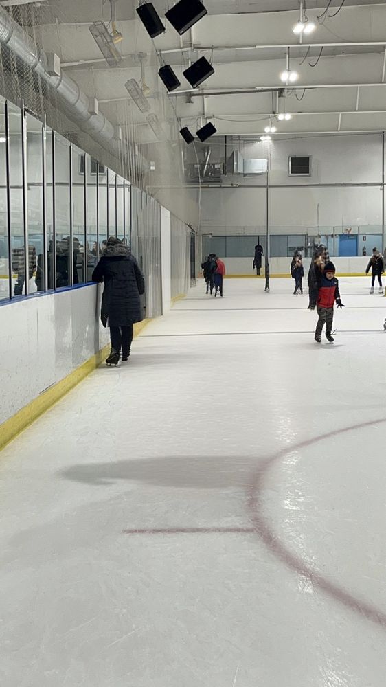 FRANKLIN PARK ICE ARENA - Updated December 2025 - 21 Photos & 18 ...