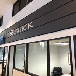 CAVENDER BUICK GMC NORTH - 84 Photos & 101 Reviews - 17811 San Pedro ...