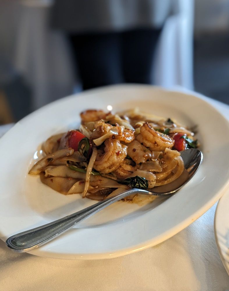 ANAJAK THAI - 896 Photos & 681 Reviews - 14704 Ventura Blvd, Sherman ...