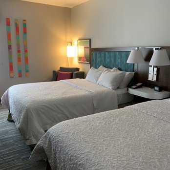 HAMPTON INN STROUDSBURG/POCONOS - Updated October 2025 - 211 Photos ...