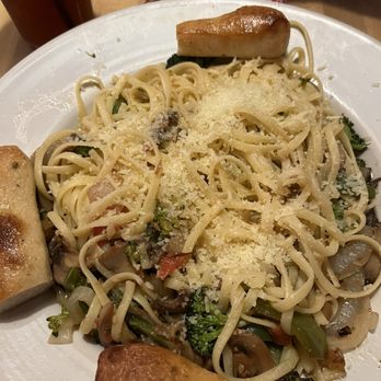 UNTOUCHABLES PASTA & PIZZA - Updated December 2025 - 84 Photos & 190 ...