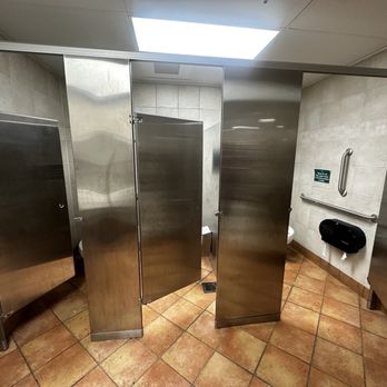 HARRIS TEETER - Updated December 2025 - 97 Photos & 63 Reviews - 33 ...