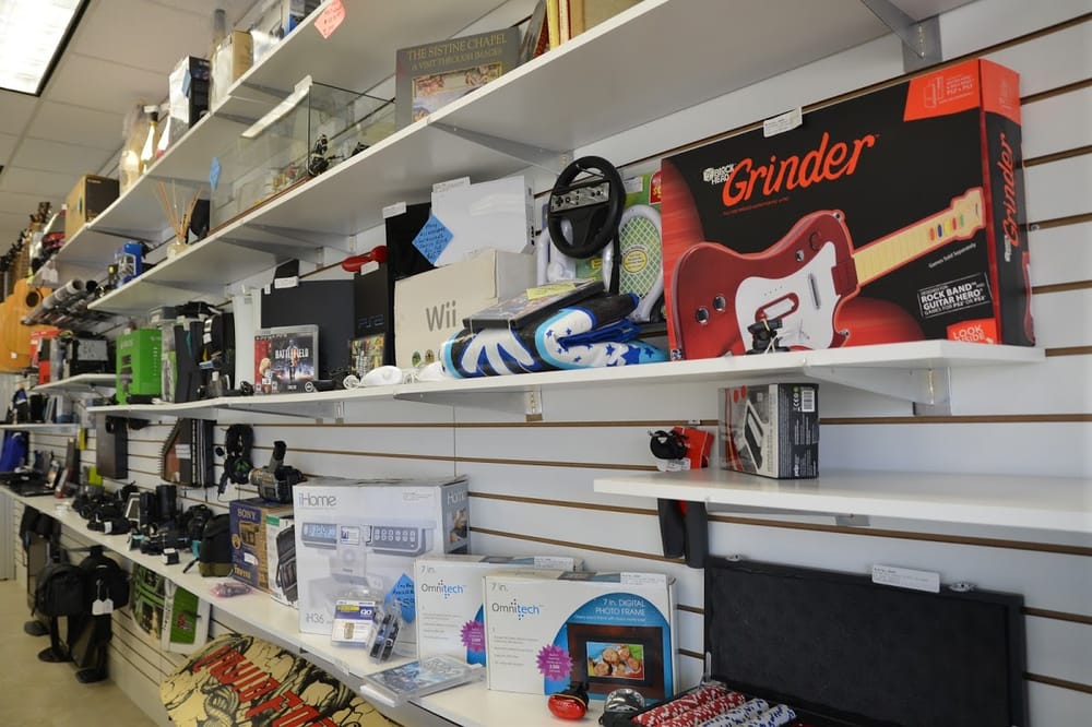 AMERICAN PAWN - Updated November 2024 - 26 Photos & 17 Reviews - 7400 N ...