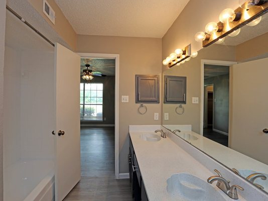 FIELDER CROSSING CONDOMINIUMS - Updated April 2026 - 69 Photos & 25 ...
