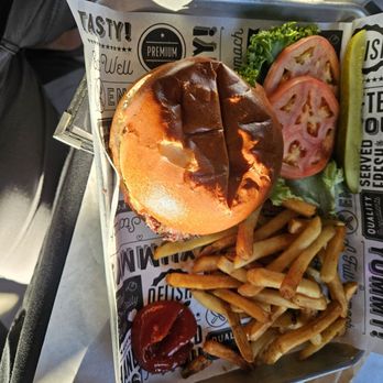 PORTLAND ALE HOUSE - Updated October 2025 - 96 Photos & 70 Reviews ...