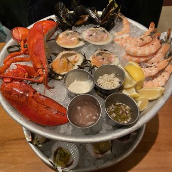 KING’S FISH HOUSE - CORONA - Updated May 2024 - 908 Photos & 964 ...