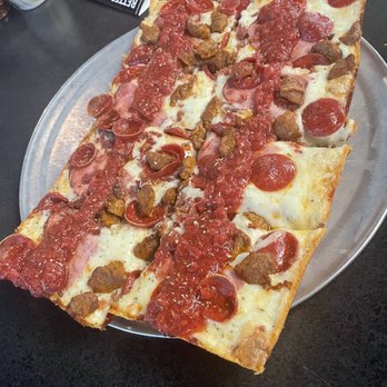 VIA 313 PIZZA - Updated July 2024 - 278 Photos & 235 Reviews - 7010 ...