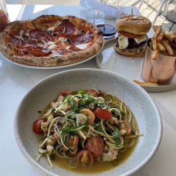 FISHBONE BY THE LAKE - Updated August 2024 - 335 Photos & 121 Reviews ...