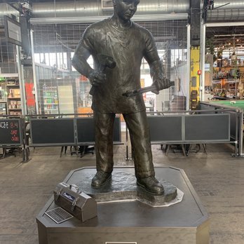 PYBUS PUBLIC MARKET - Updated December 2025 - 287 Photos & 130 Reviews ...