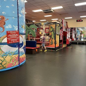 WACKY TACKY - Updated January 2026 - 274 Photos & 443 Reviews - 11327 ...