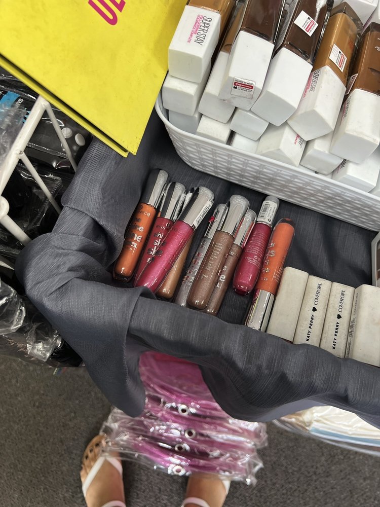 10 OR LESS - Updated June 2024 - 20 Photos - 1101 S Central Ave ...