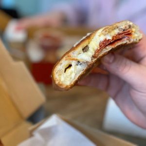 BROOKLYN CALZONES - 15 Reviews - 9061 Van Nuys Blvd, Los Angeles ...