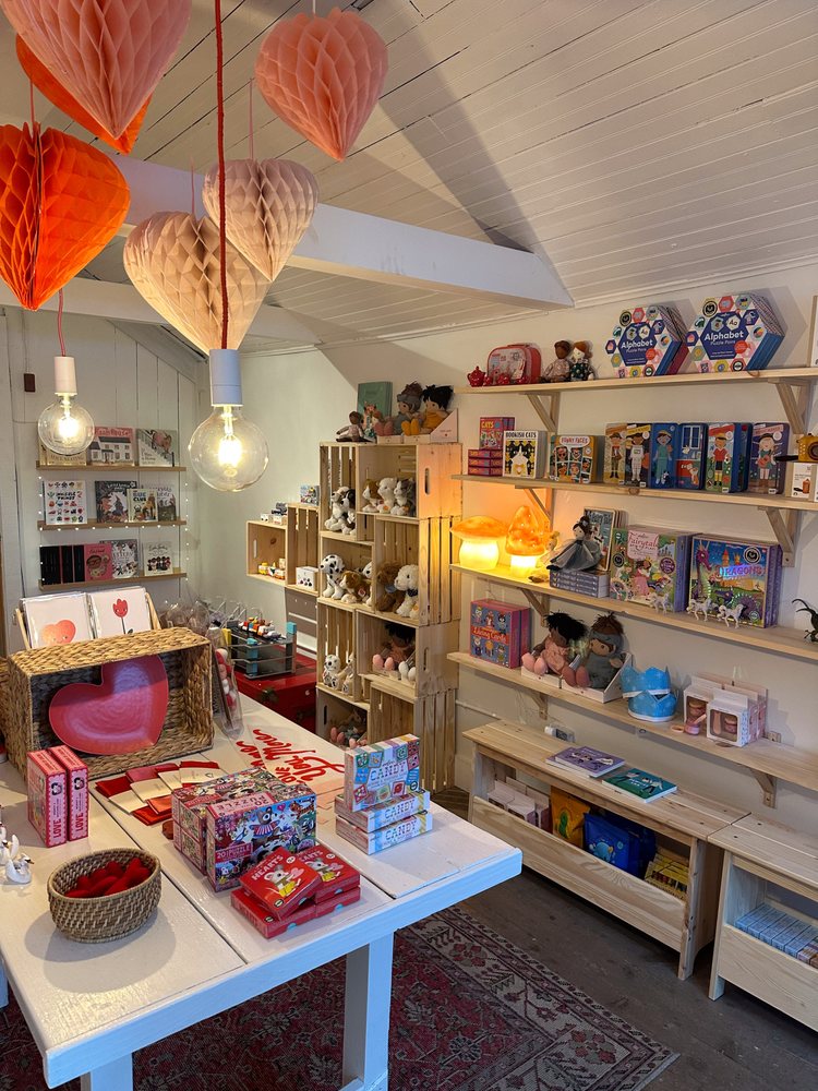 BIRDIE’S - Updated January 2026 - 34 Photos - 135 Main St, Wethersfield ...