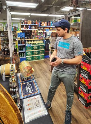 CHECKERS DISCOUNT LIQUORS & WINE - Updated December 2025 - 116 Photos ...