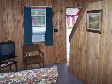 MIO SONGBIRD MOTEL & CABINS - Updated January 2026 - 320 S Morenci Ave ...