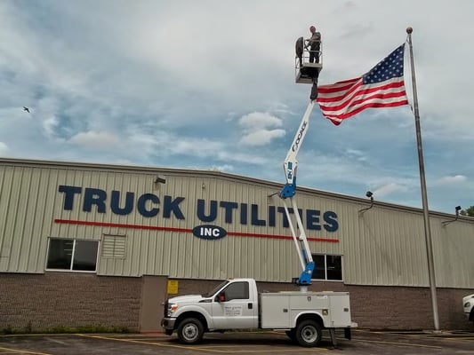 TRUCK UTILITIES - Updated December 2025 - 2370 English St, St. Paul ...