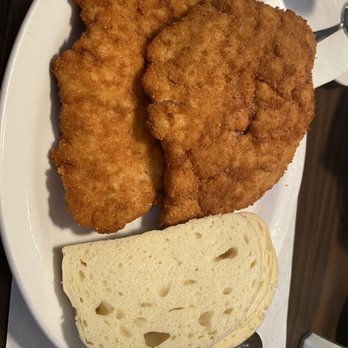 MCCOOK BOHEMIAN RESTAURANT & LOUNGE - Updated December 2024 - 75 Photos ...