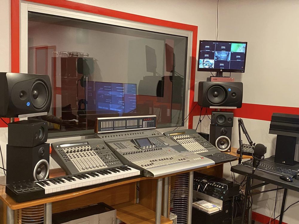 THE VAULT STUDIOS - Updated June 2024 - Request Information - 335 N ...