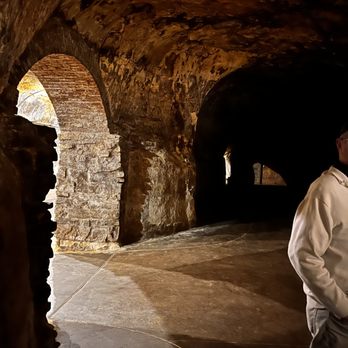 WABASHA STREET CAVES - Updated November 2025 - 148 Photos & 77 Reviews ...