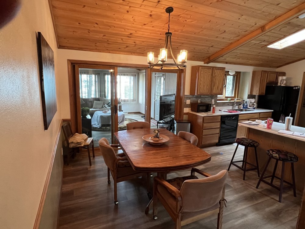 CASTLE ROCK LAKE HOUSE - Friendship, Wisconsin - Guest Houses - Phone ...