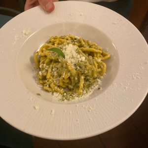 LE VOLTE - Updated May 2024 - piazza Rondanini 47, Roma, Italy ...