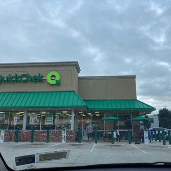 QUICKCHEK - Updated December 2025 - 14 Photos - 195 East 22nd St ...