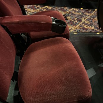 STARLIGHT TRIANGLE SQUARE CINEMAS - Updated November 2024 - 178 Photos ...