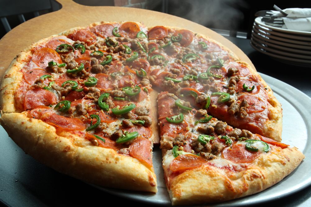 ZEEKS PIZZA - 39 Photos & 30 Reviews - Pizza - 22610 SE 4th St ...