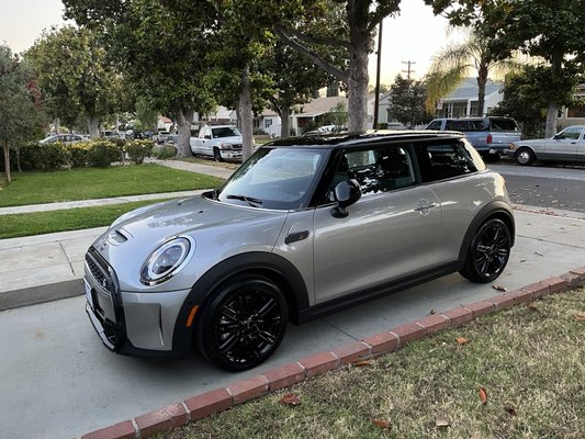 MINI OF UNIVERSAL CITY - Updated October 2025 - 174 Photos & 841 ...