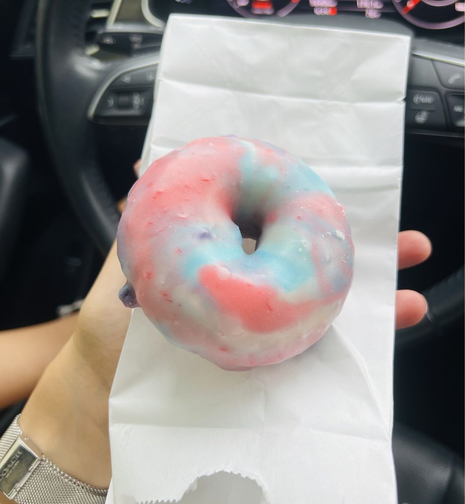 DK DONUTS - Updated July 2025 - 35 Photos & 82 Reviews - 1300 W State ...
