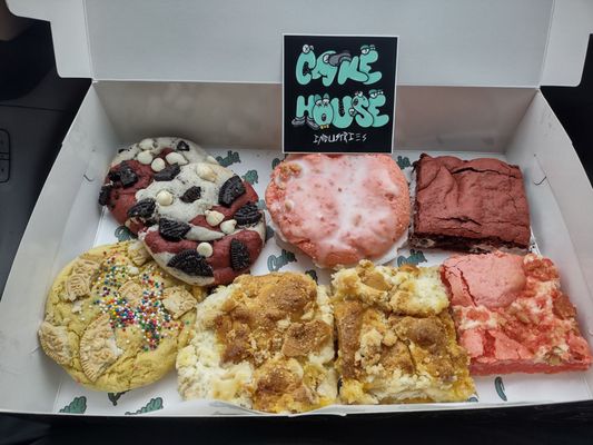 CAKE HOUSE - Updated May 2025 - 137 Photos - 4424 W 7th St, Texarkana ...