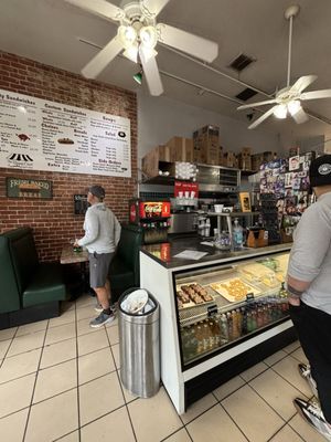 THE UPPER CRUST SANDWICH SHOPPE - Updated December 2025 - 479 Photos ...
