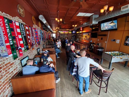 ST ANDREWS PUB - 20 Photos & 28 Reviews - 6102 Maple St, Omaha ...
