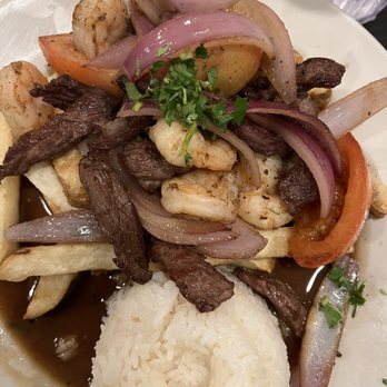 CHIOS PERUVIAN GRILL - Updated October 2025 - 587 Reviews & 453 Photos ...