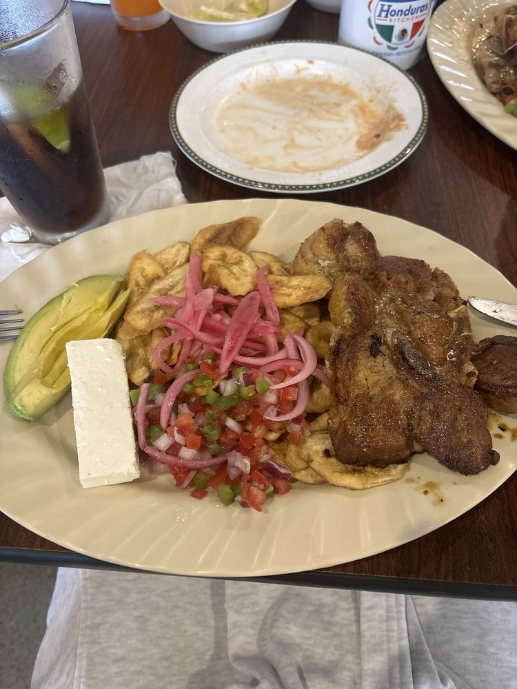 HONDURAS KITCHEN - Updated August 2025 - 1519 5th Ave S, South Saint ...