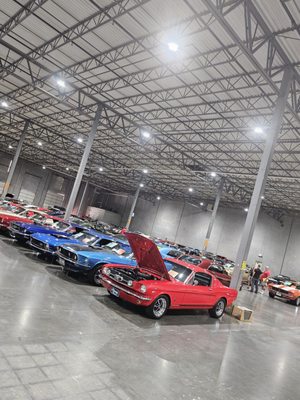 STREETSIDE CLASSICS - ATLANTA - Updated July 2025 - 48 Photos & 21 ...