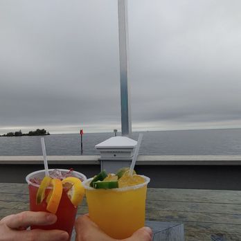 SAM’S BEACH BAR - Updated June 2024 - 576 Photos & 736 Reviews - 6325 ...