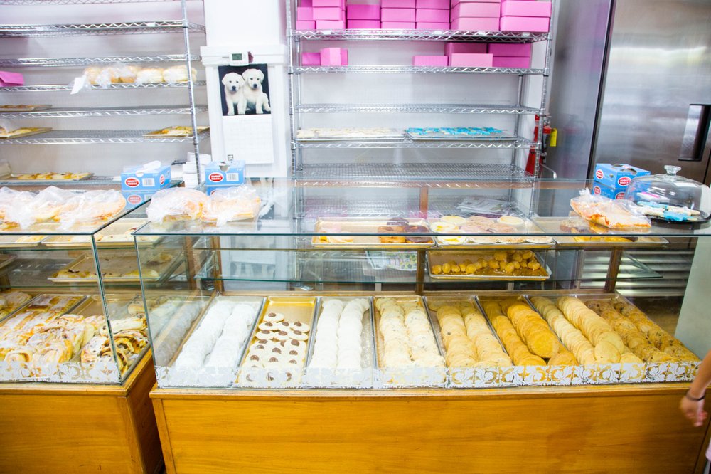 MOSS ROSE BAKERY - 80 Photos & 112 Reviews - 118 N 3rd Ave, Oakdale, CA ...