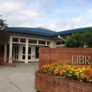 BLOUNT COUNTY PUBLIC LIBRARY - 13 Photos - 508 N Cusick, Maryville ...