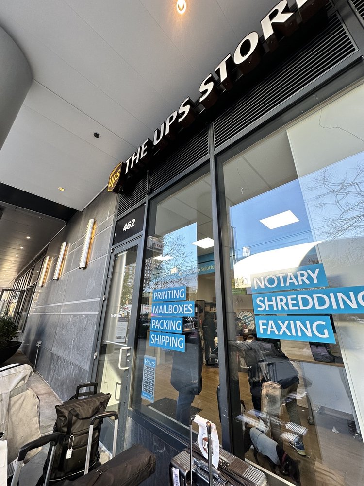 THE UPS STORE - 462 W 42nd St, New York, New York - Shipping Centers ...