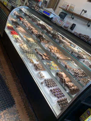 GRANDPA JOE’S CANDY SHOP - Updated July 2024 - 28 Photos & 11 Reviews ...